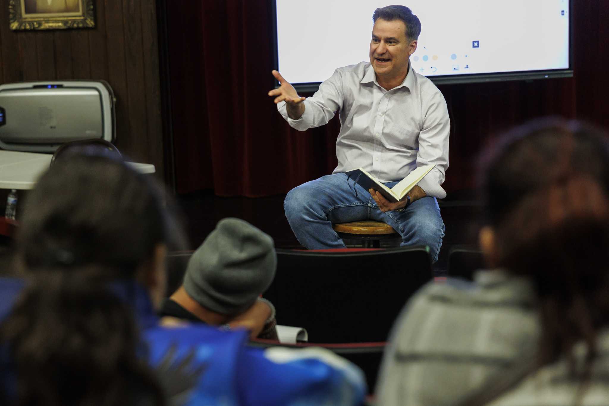 Sen. Roland Gutierrez to file mass shootings, school safety bills