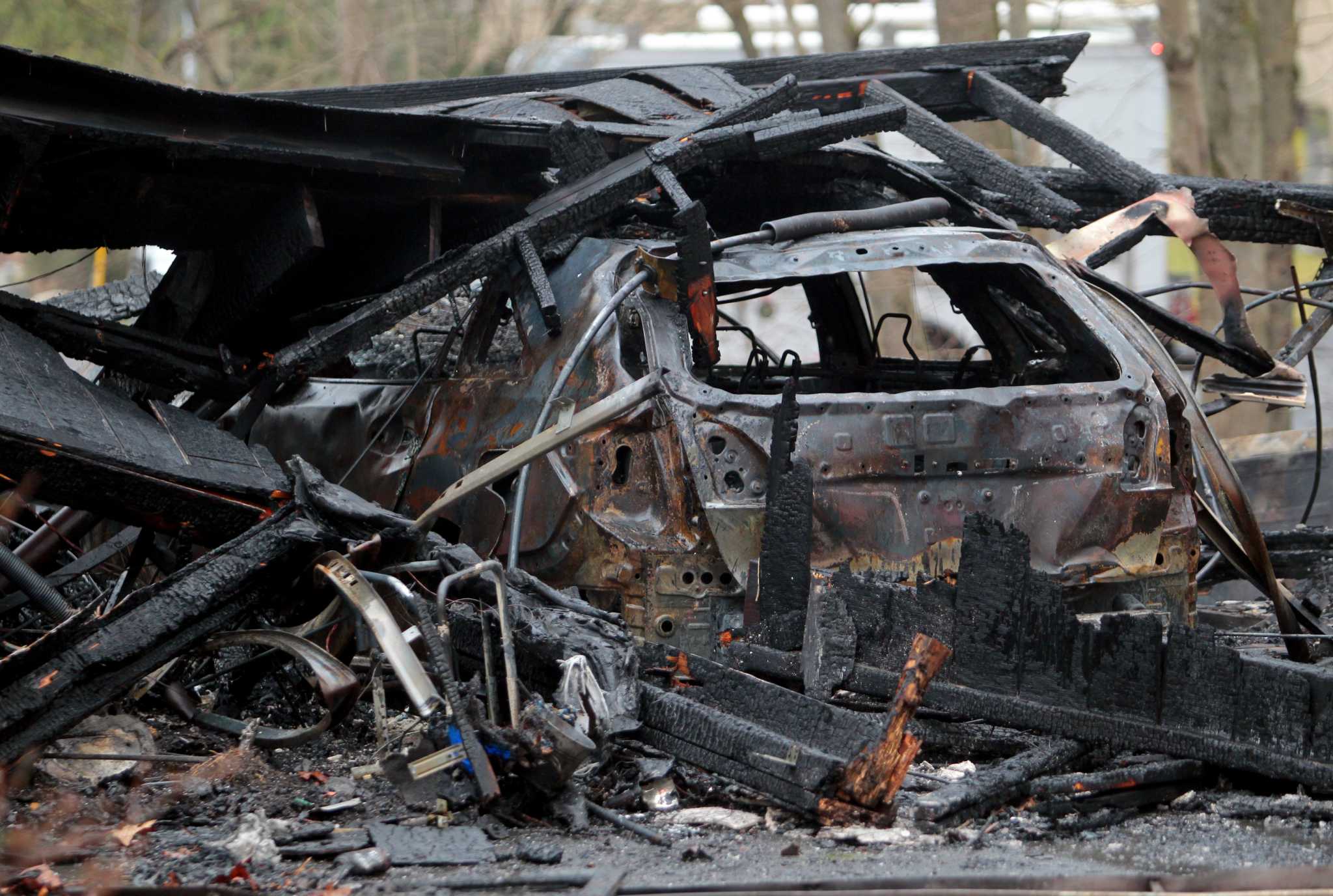 Fire 'completely' destroys North Stamford home, officials say