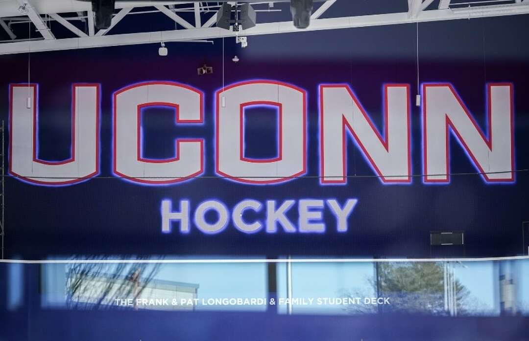 UConn hockey begins new era in Toscano Family Ice Forum