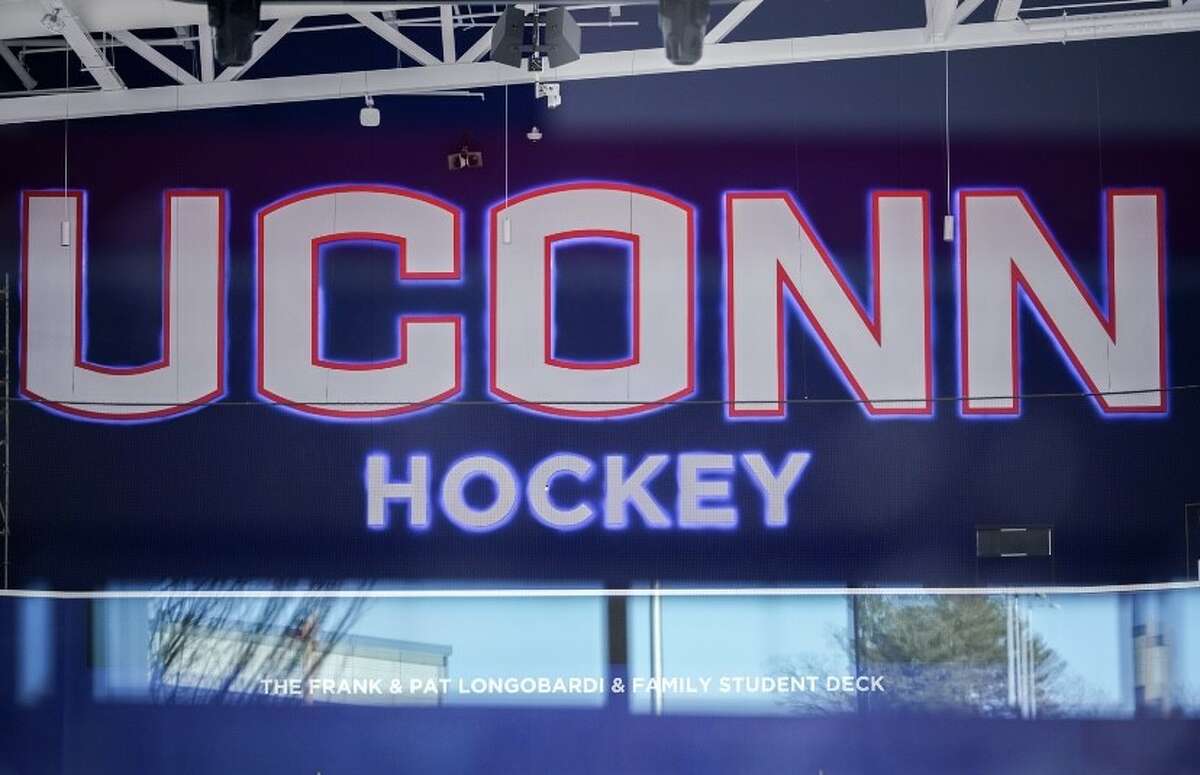 UConn hockey begins new era in Toscano Family Ice Forum