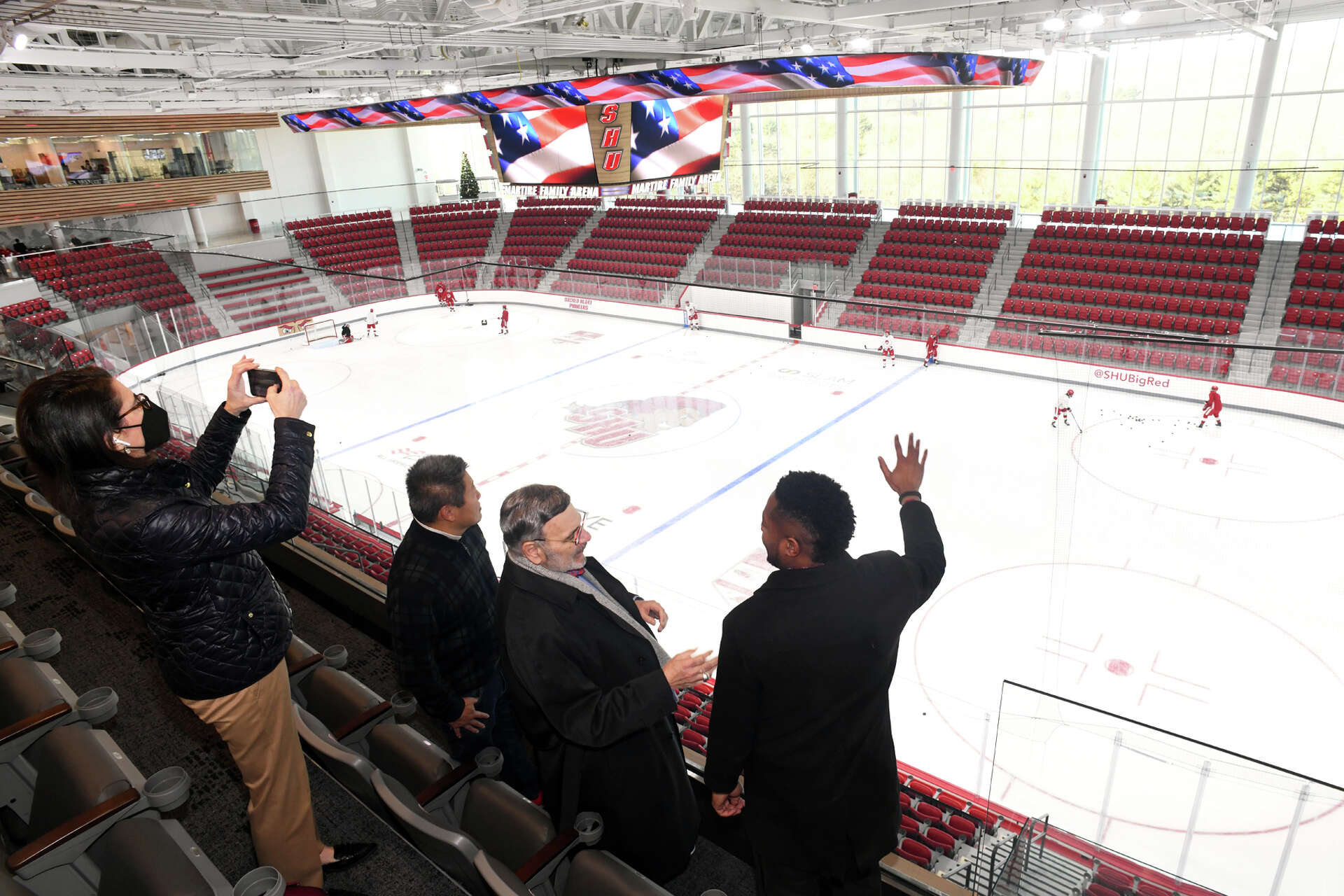UConn hockey begins new era in Toscano Family Ice Forum