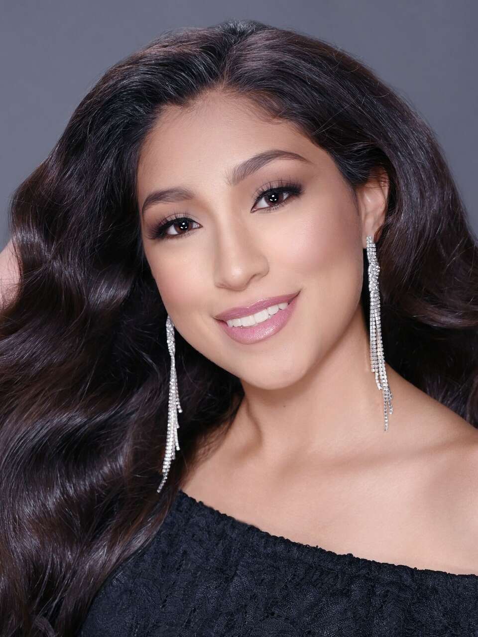 Photos: Meet the women competing for Miss Laredo this weekend