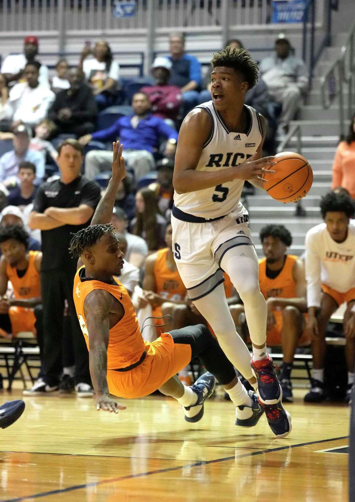 Buzzer beater sends Rice Owls to C-USA win over UTEP