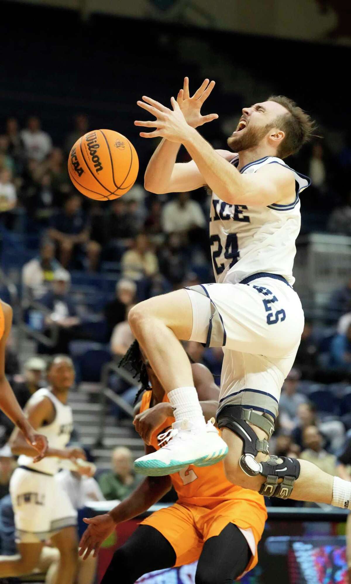 Buzzer beater sends Rice Owls to C-USA win over UTEP