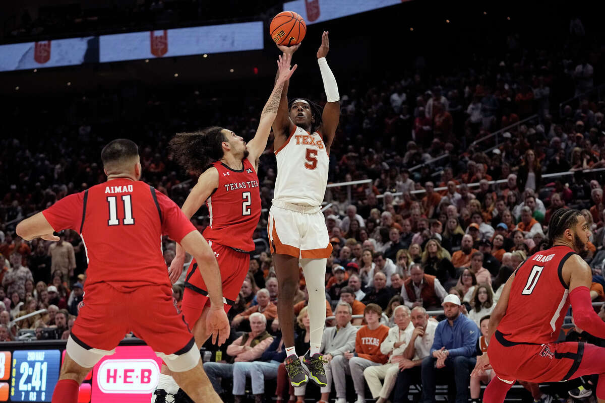 College basketball: No. 10 Texas downs Texas Tech in comeback win