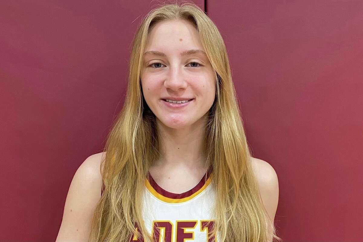 CT high school girls basketball top performers, games to watch.