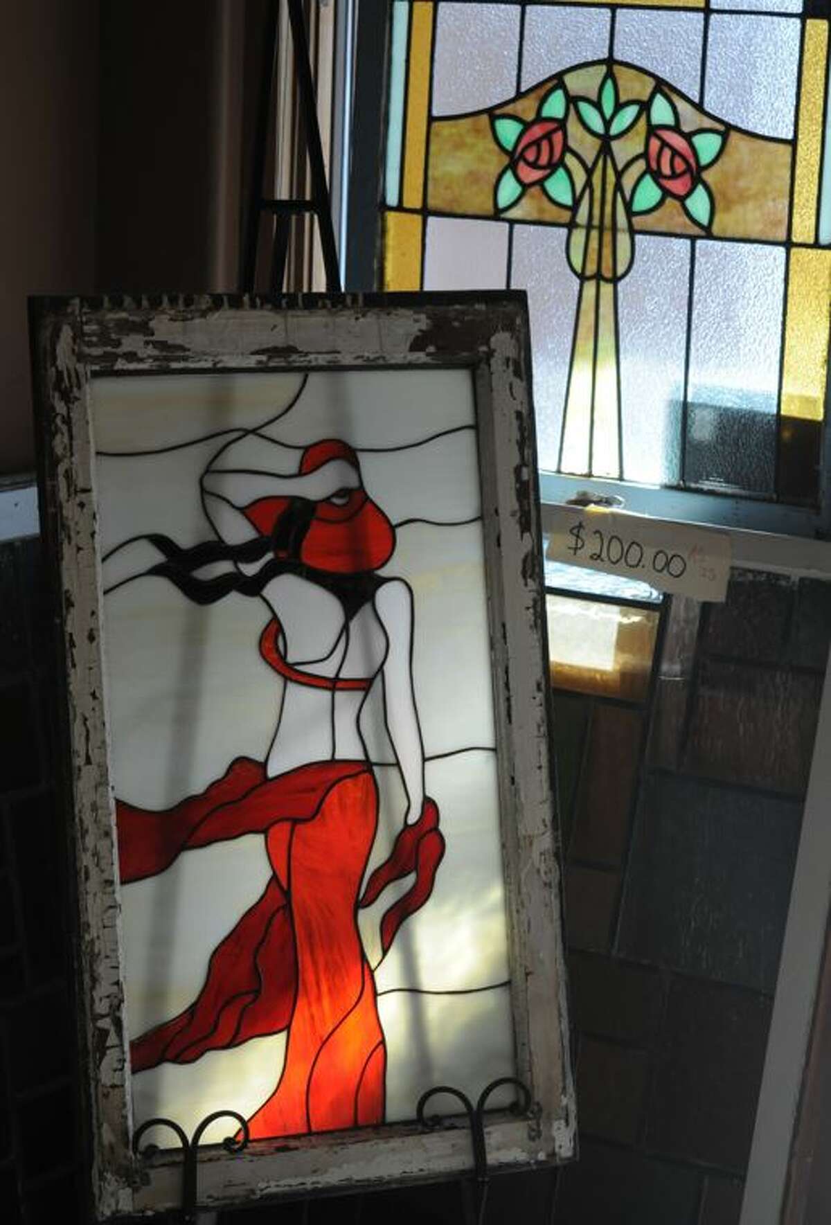 Art of glass: Students find therapy in stained glass creations