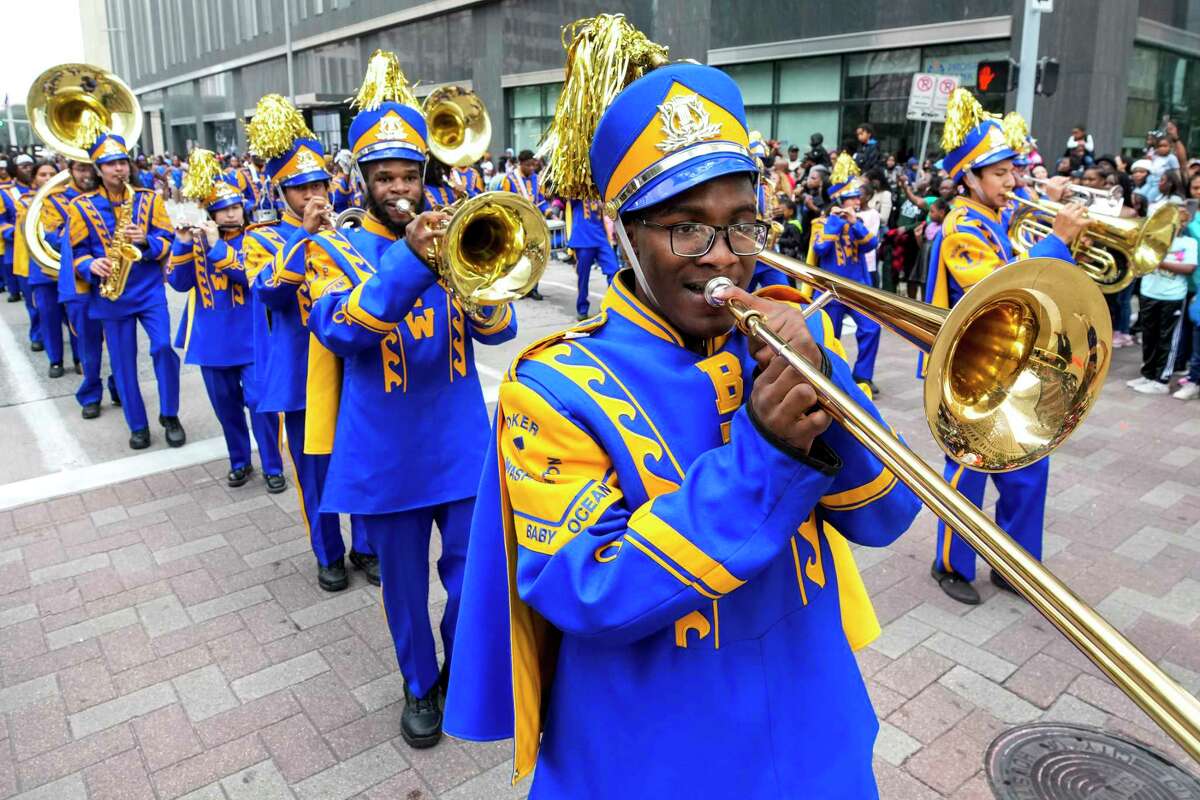 Houston celebrates MLK Day with Black Heritage Society parade