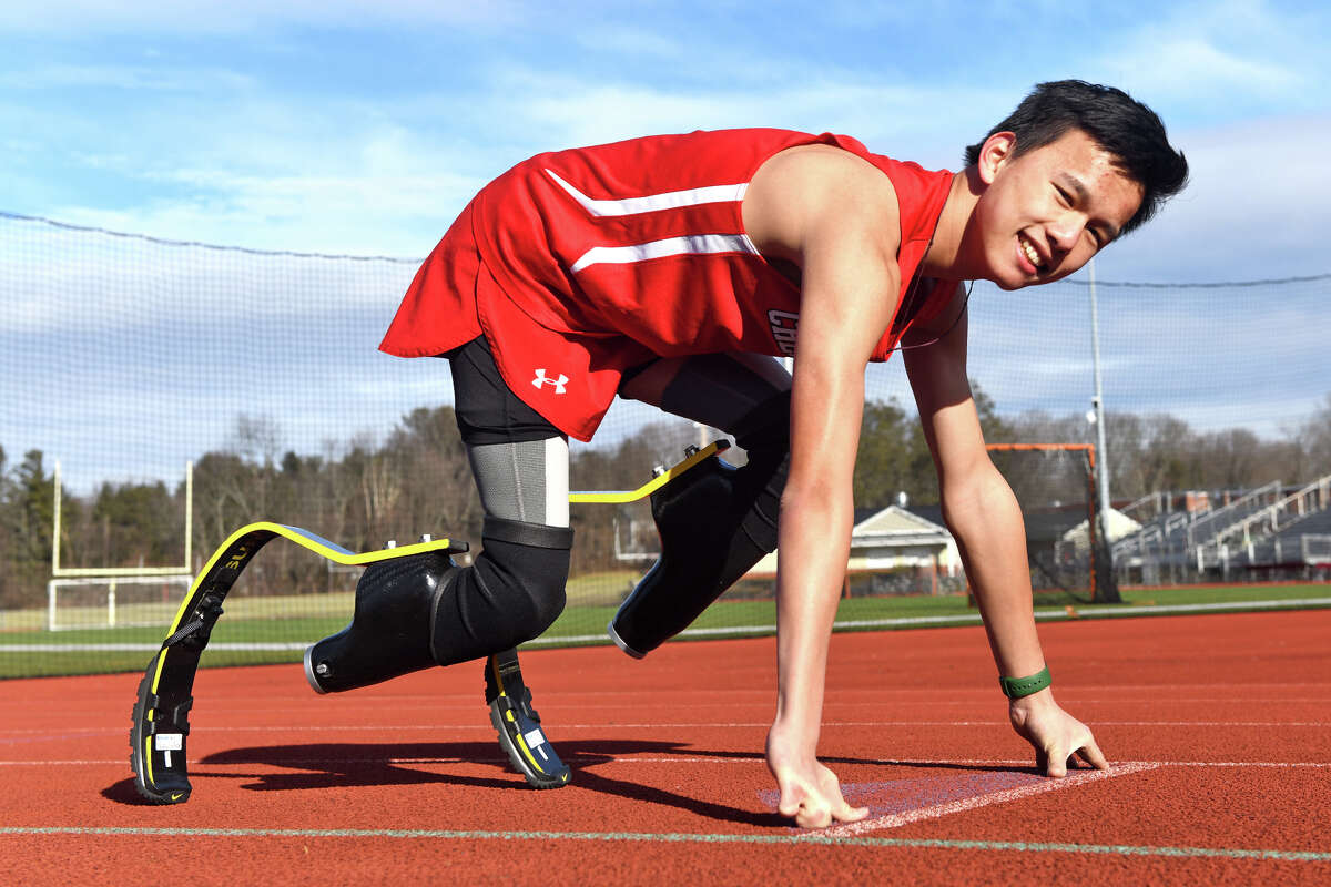 Cheshire CT family of amputee athletes inspiring others.