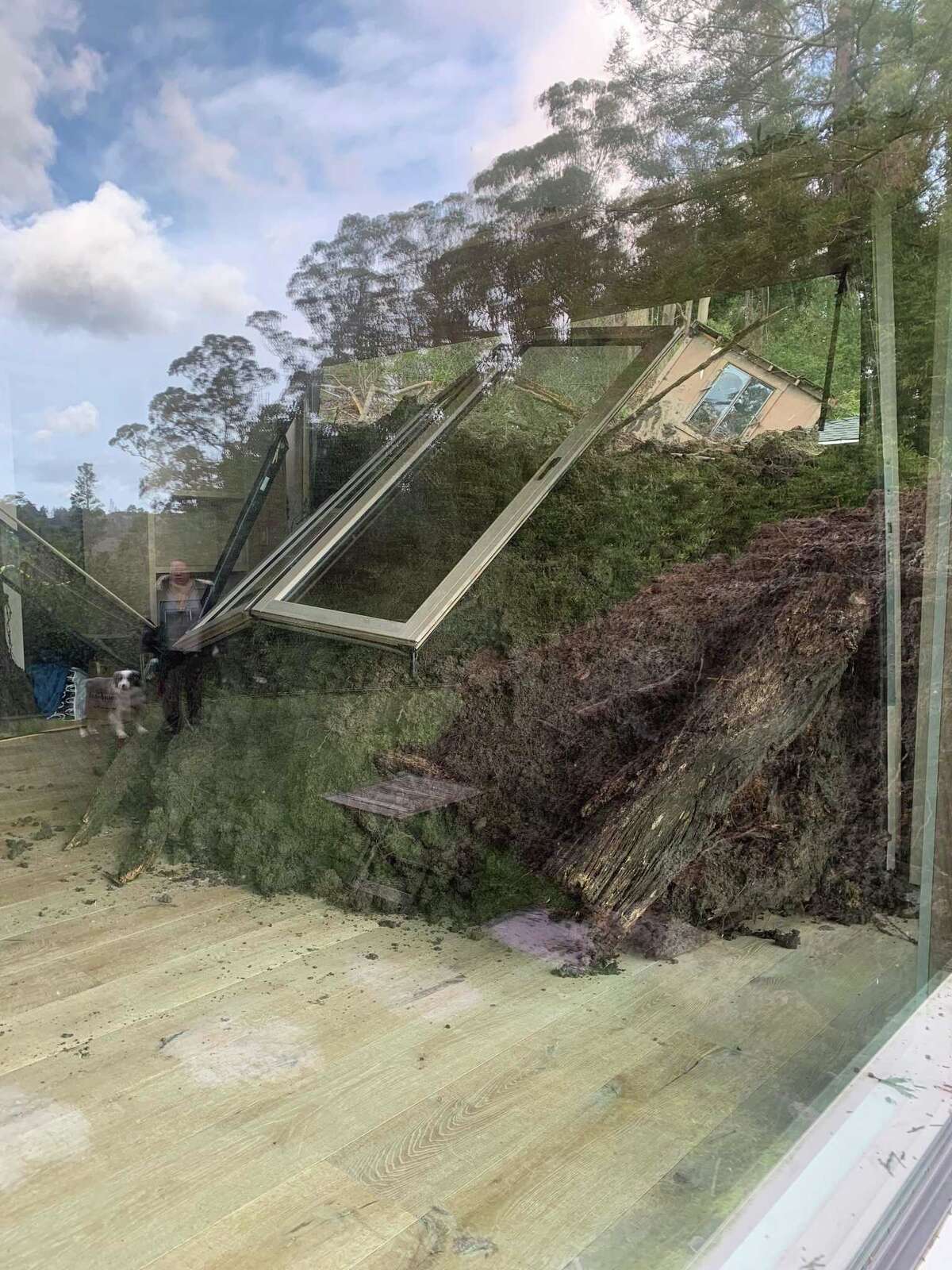 Mudslide wipes out one home, forces Berkeley Hills evacuations