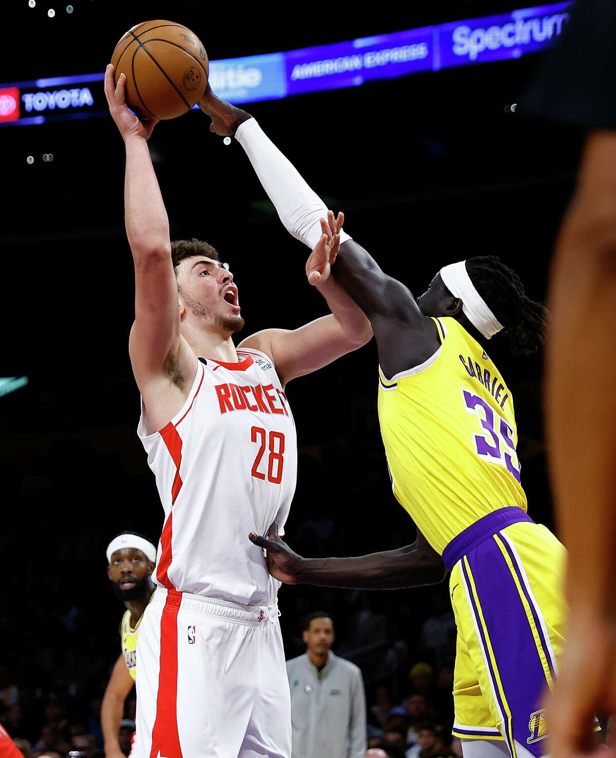 Houston Rockets fall to LA Lakers for 11th straight loss