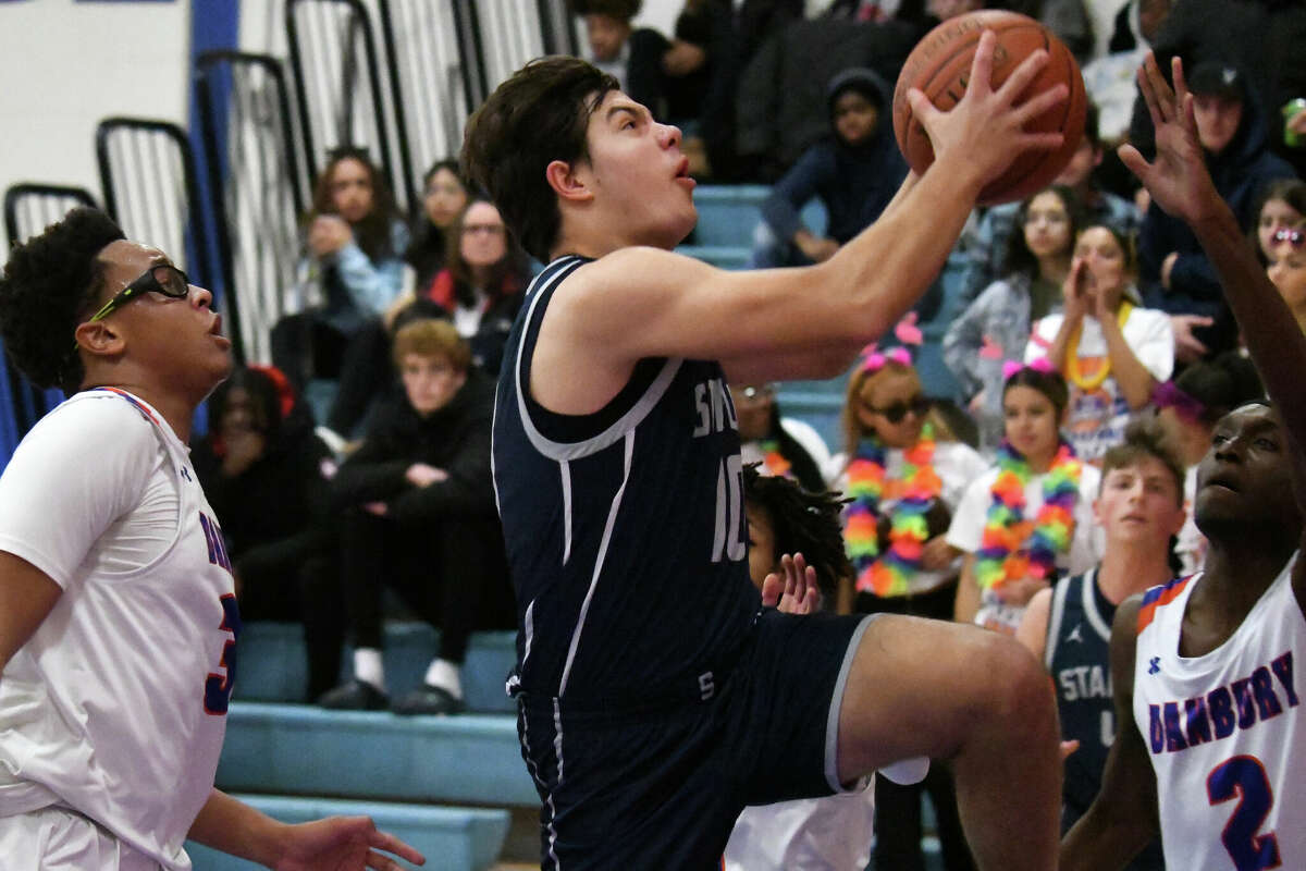 Danbury boys basketball defeats Staples, stays unbeaten.