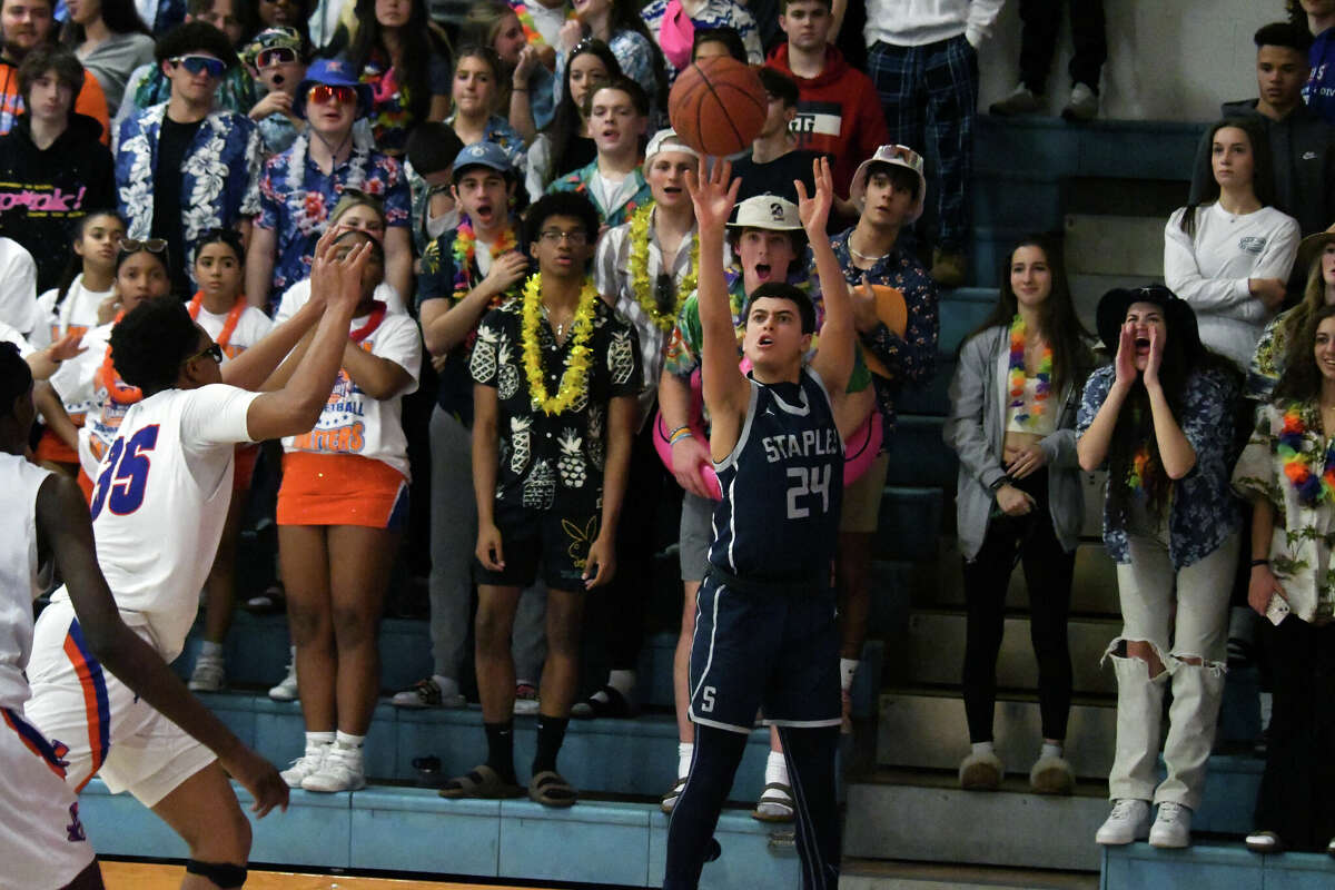 Danbury boys basketball defeats Staples, stays unbeaten.