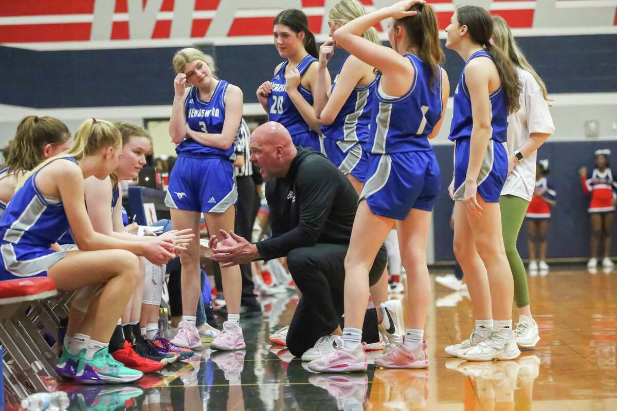 Manvel just now hitting its stride after 60-31 win over Friendswood