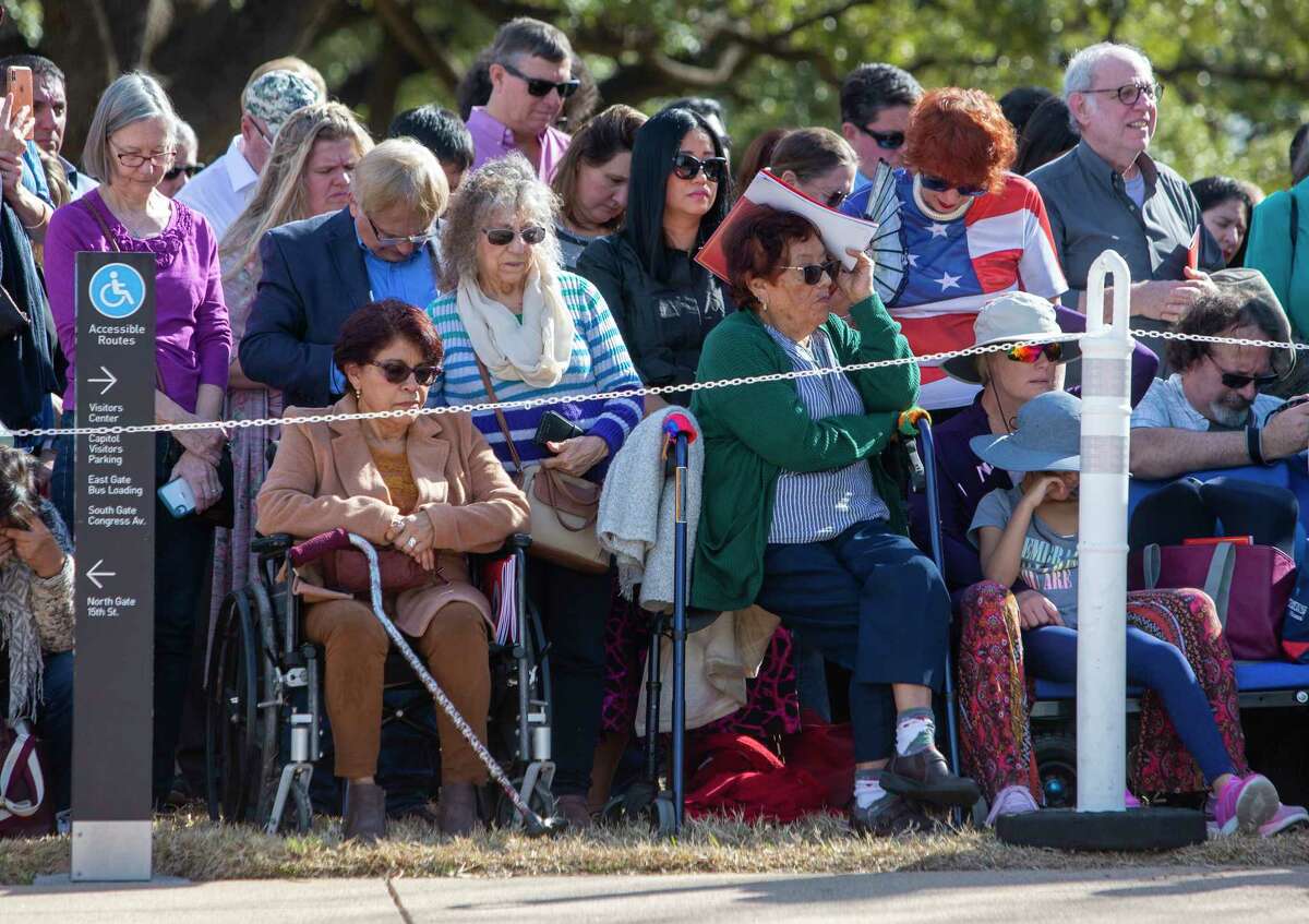 Gov. Greg Abbott sworn in for record-tying 3rd term