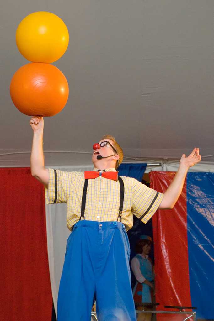'Circus! Family and Fun under the Big Top' at Bruce Museum