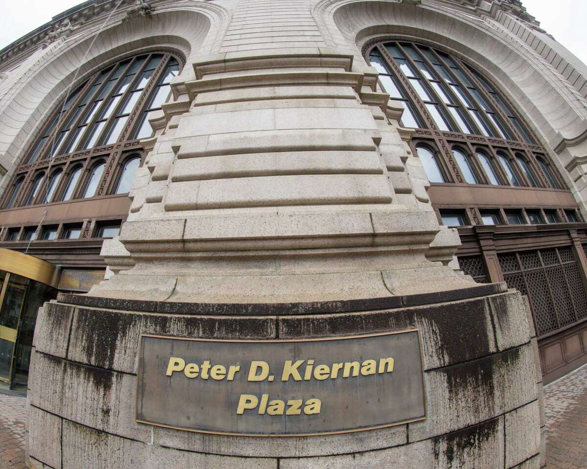 Price Redburn is willing to pay for Kiernan Plaza falls to $1 million