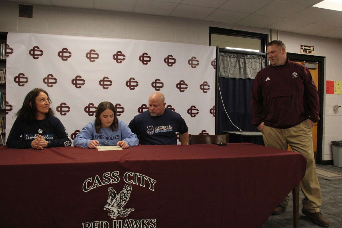 Cass City's Cuthrell signs with Northwood University to play softball