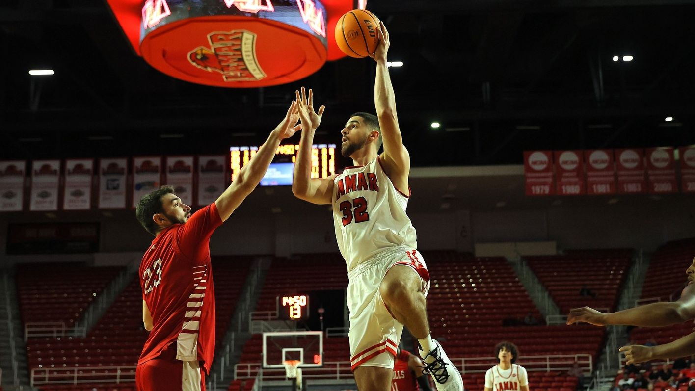 New Lamar big man Janko Bulajic making immediate impact