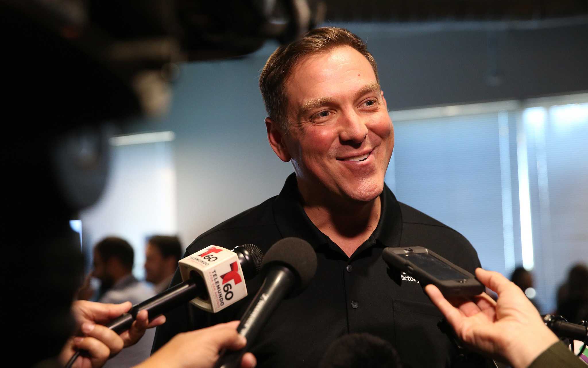 Peter J. Holt to rep San Antonio Spurs at draft lottery