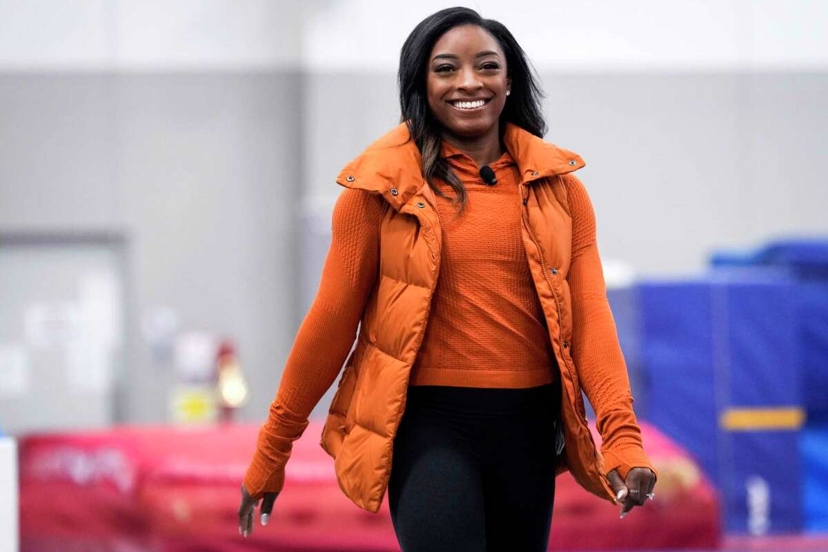 Simone Biles: No decision yet on competing again