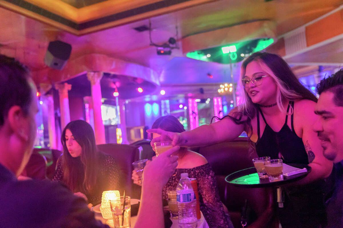 San Antonio strip club lunch bunch comes for the $10 steak special