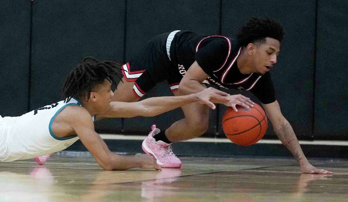 Boys basketball: Pasadena Memorial gets past South Houston