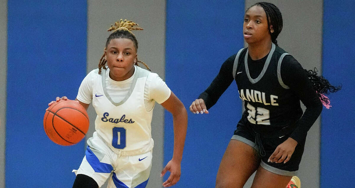 Girls basketball: Fort Bend Willowridge Eagles top Randle Lions
