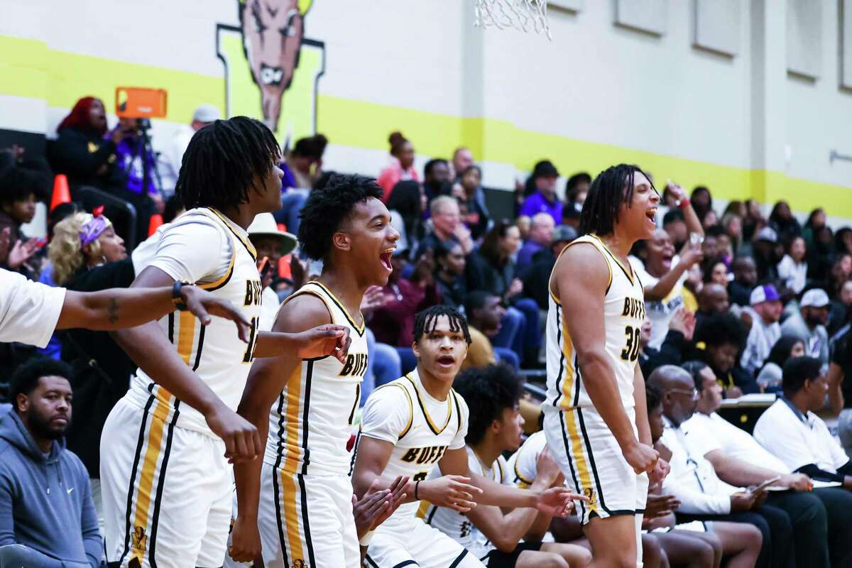 Boys basketball: Fort Bend Marshall Buffalos celebrate milestones