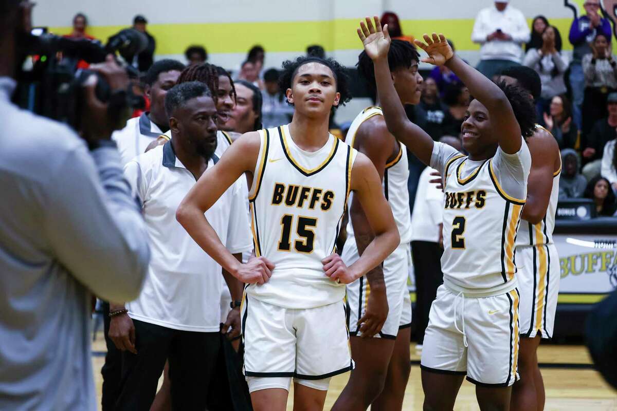 Fort Bend Marshall senior Jaland Lowe wins Guy V. Lewis Award