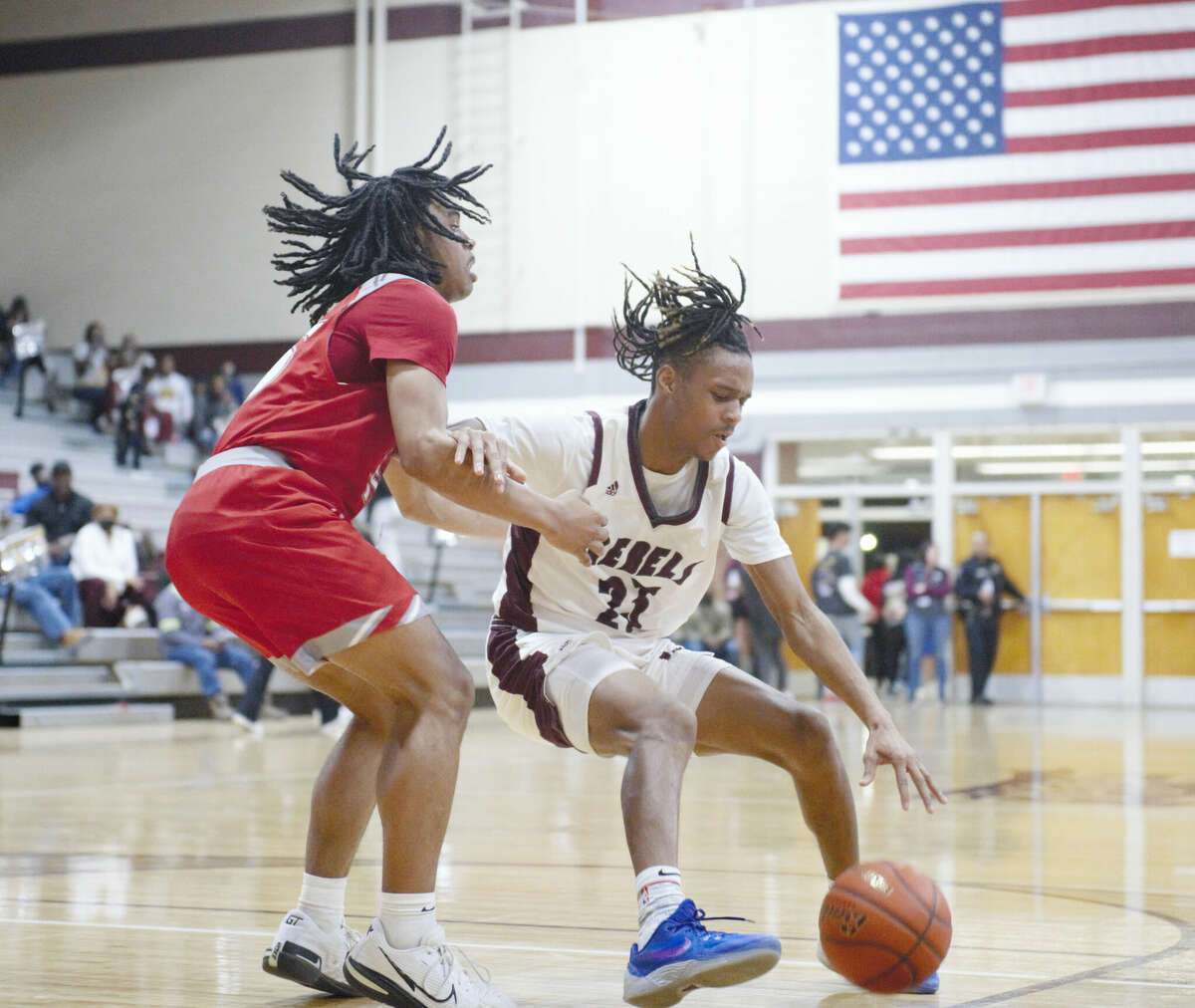 HS BOYS BASKETBALL: Legacy’s comeback falls short against Odessa