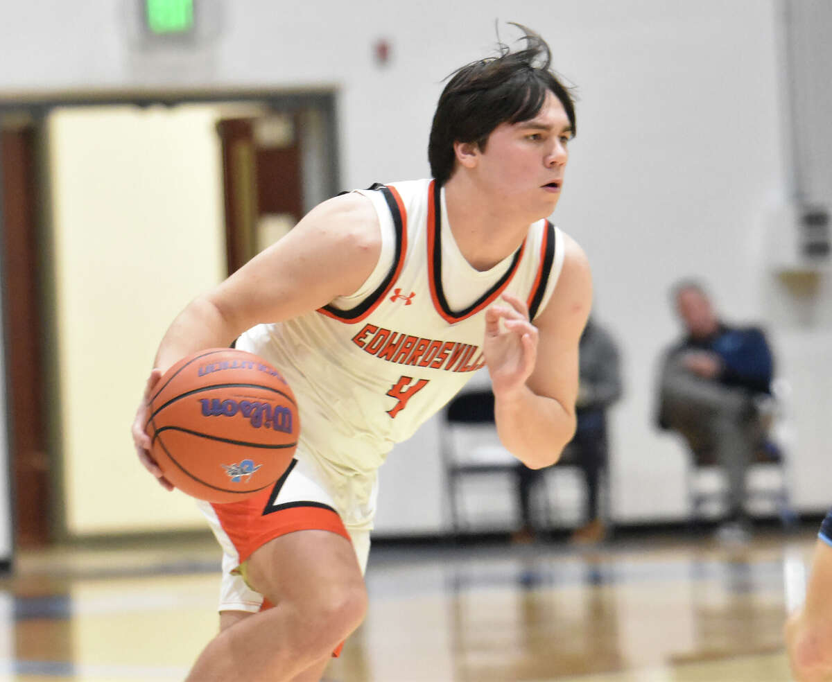 Edwardsville beats host Jersey to win Mid-Winter Classic championship