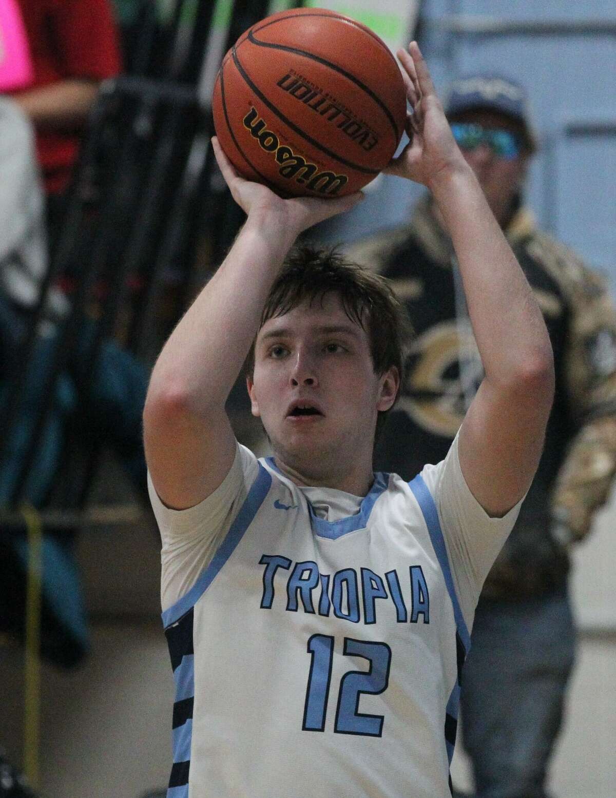 Zack Evans scores 25 points as West Central beats Triopia in a wild one