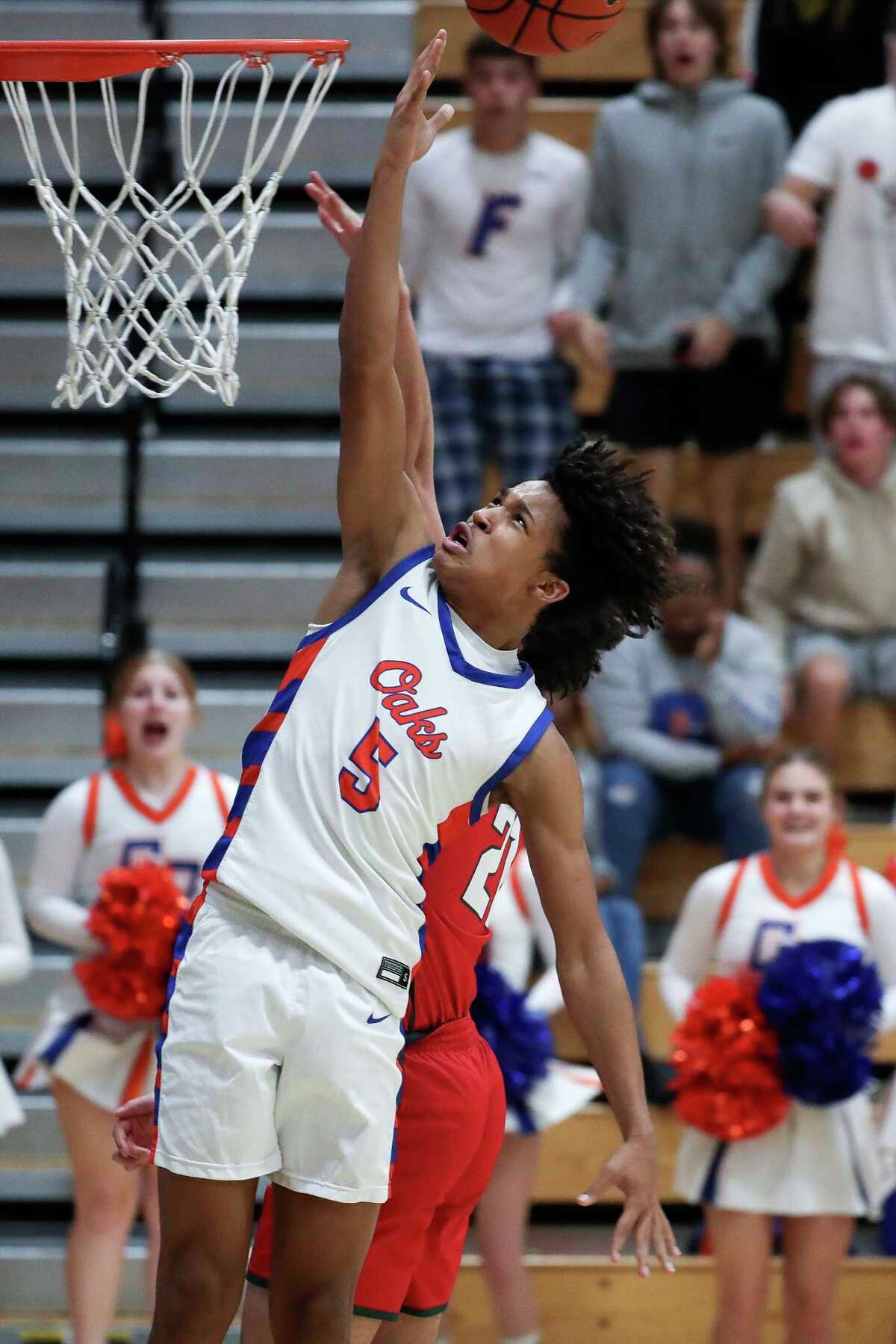 Lewis, Grand Oaks handle The Woodlands, force four-way tie for 1st