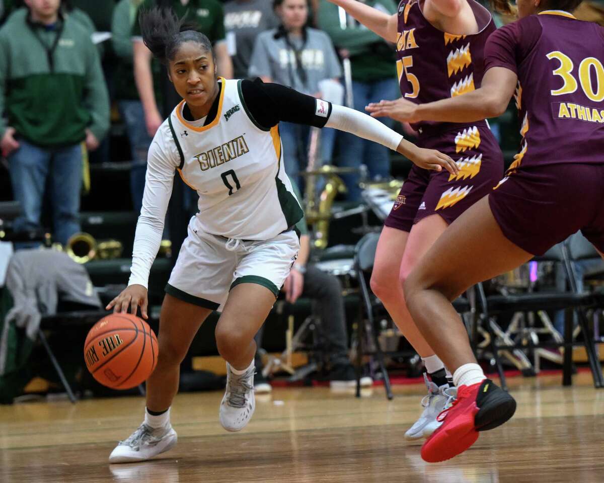 Siena women's basketball falls just short in Jabir's return
