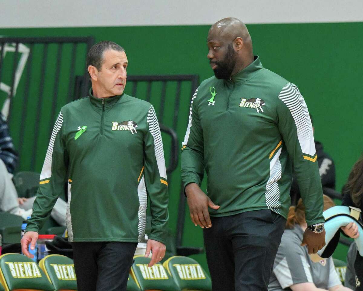 Siena women's basketball falls just short in Jabir's return