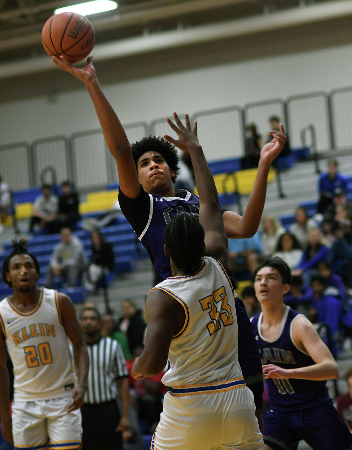 Boys basketball: Klein Bearkats hold off Klein Cain Hurricanes