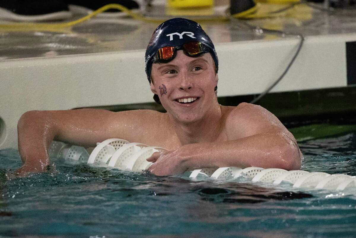Jordan girls, Tompkins boys finish on top at 19-6A swim meet