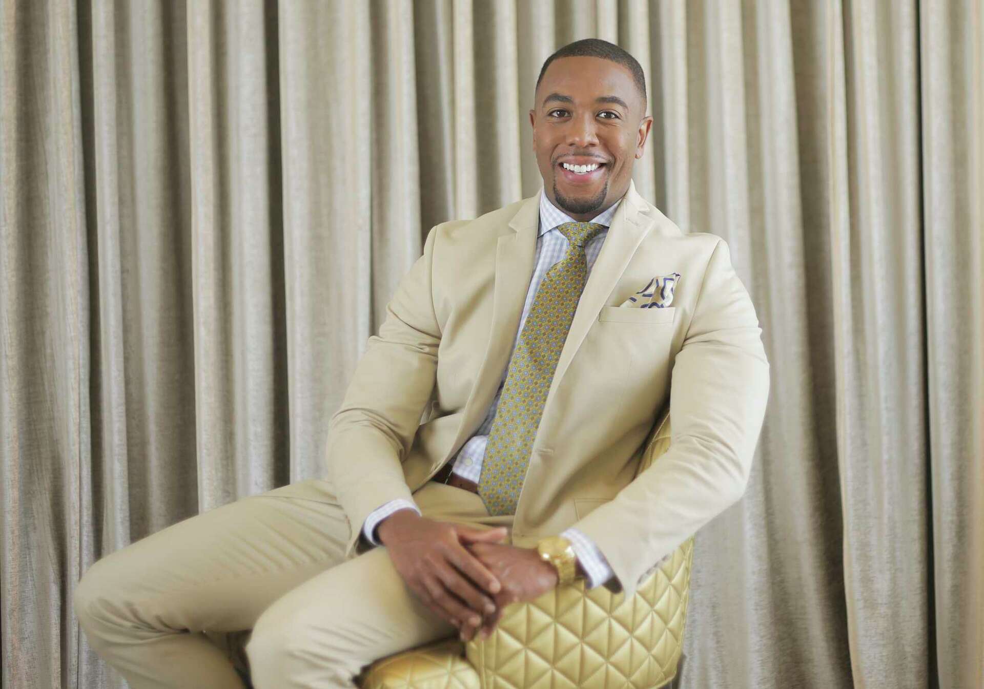 Chauncy Glover, beloved ABC13 Houston anchor, dies at 39 years old