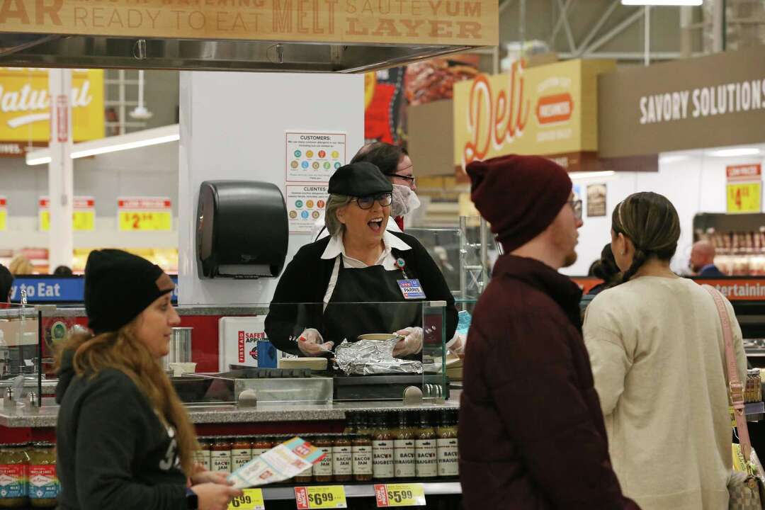H-E-B to open its first store in Cibolo tomorrow