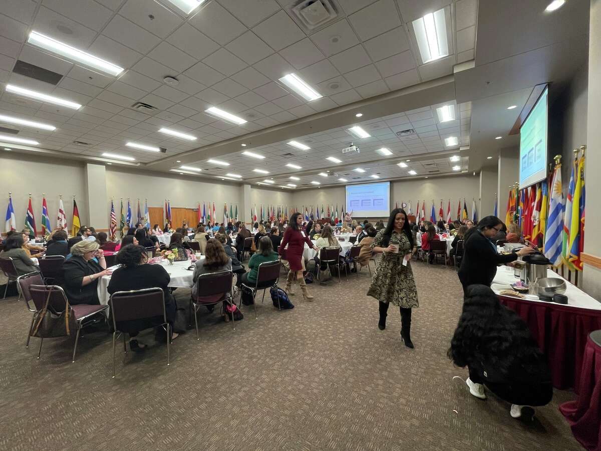 UISD counselors attend TAMIU Border Counseling Conference