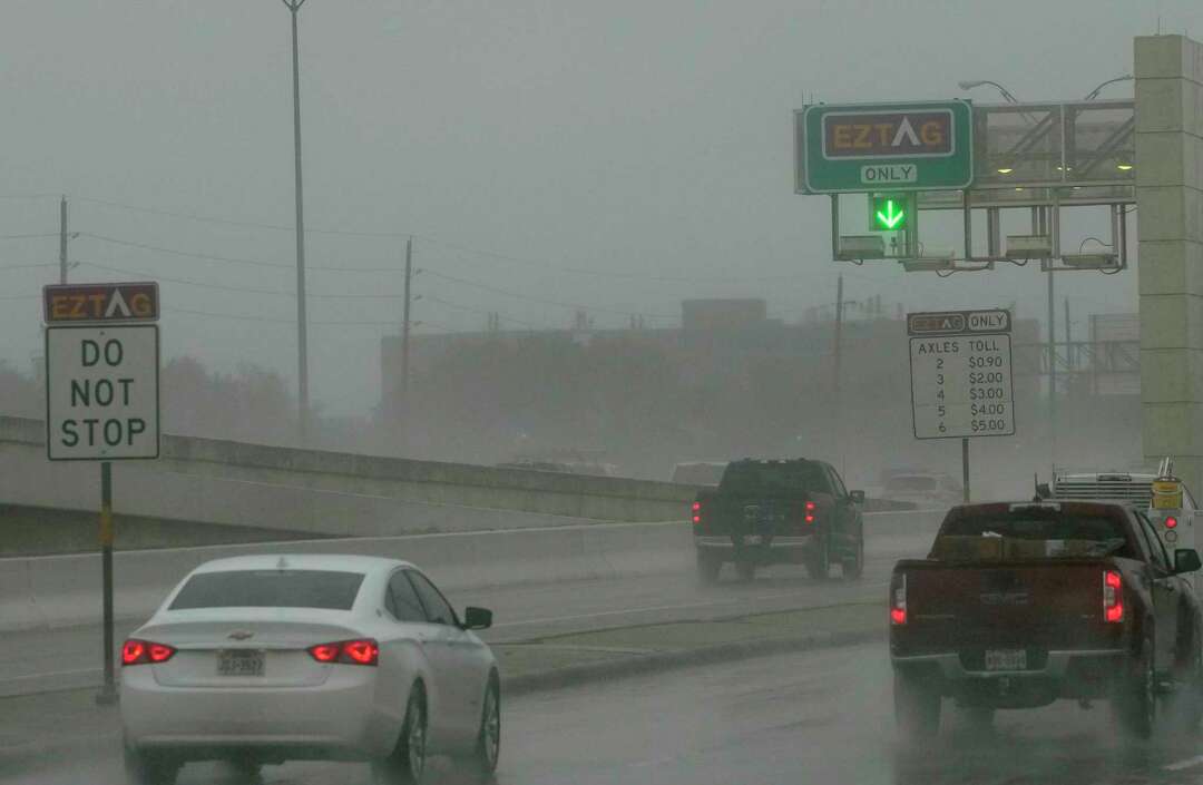 Harris County tolls to drop 10 percent, commissioners OK HCTRA system