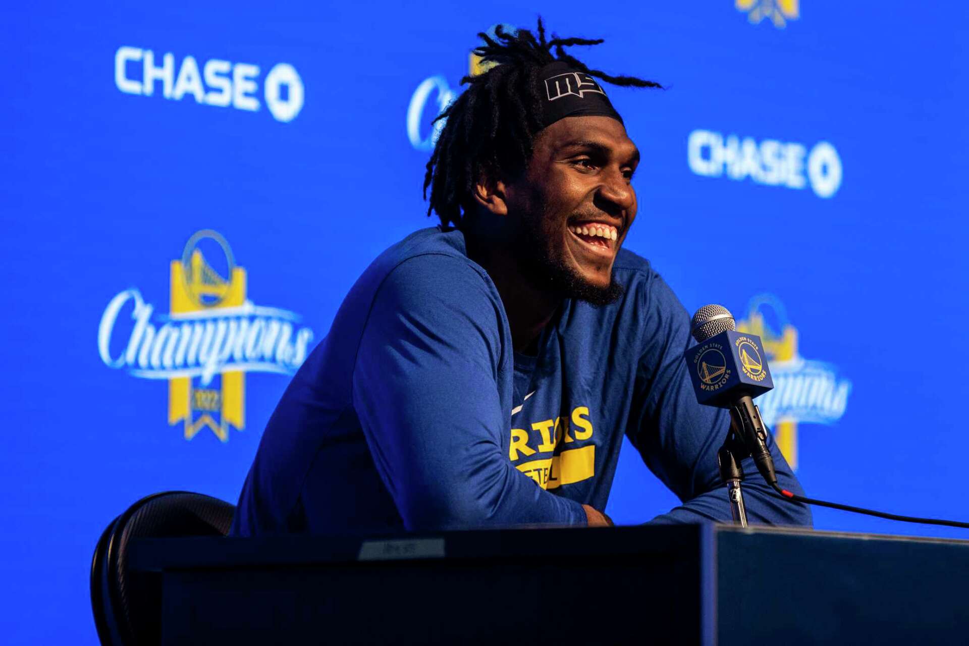 Warriors’ Kevon Looney honors Milwaukee coach who transformed his childhood