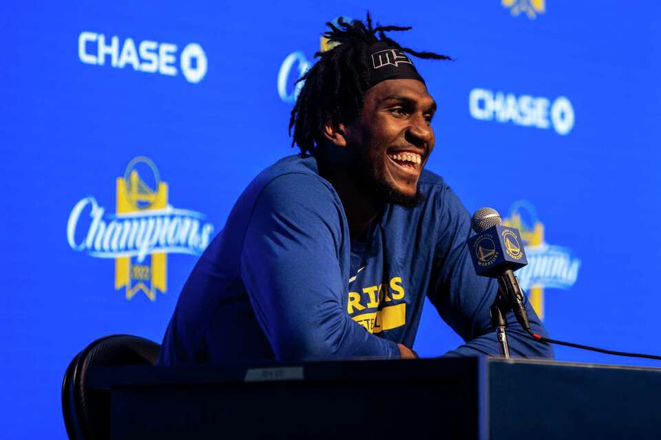 Warriors’ Kevon Looney honors Milwaukee coach who transformed his childhood