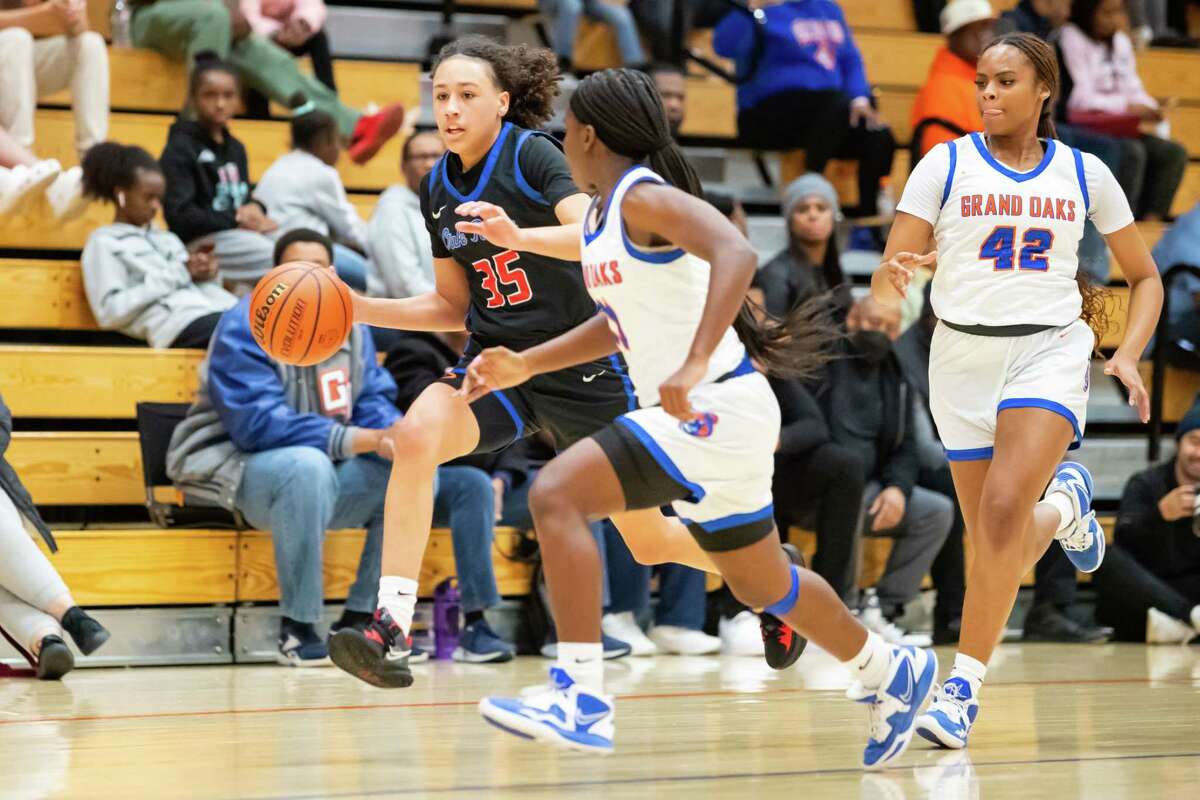 Houston girls basketball: Grand Oaks tops tough Oak Ridge squad