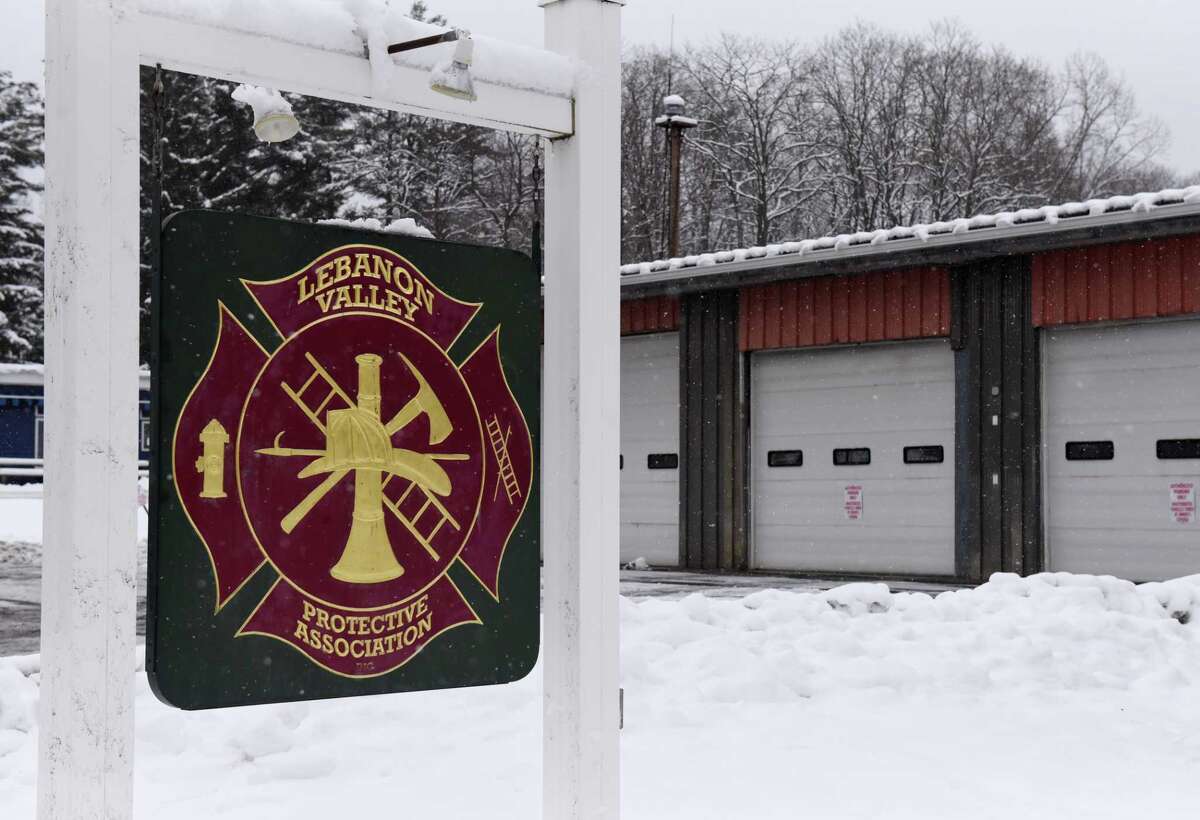 New Lebanon firehouse effort hints at old-style barn raising