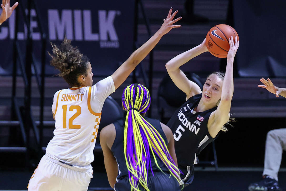 Diana Taurasi, Paige Bueckers, and the best from UConn-Tennessee