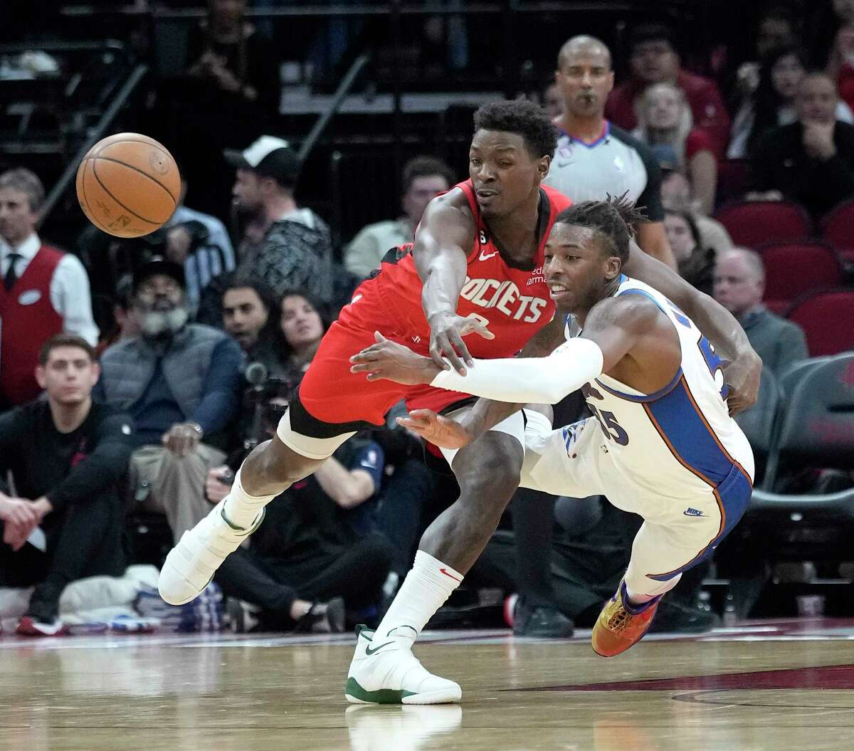 Houston Rockets: Team collapses in second half of loss to Wizards