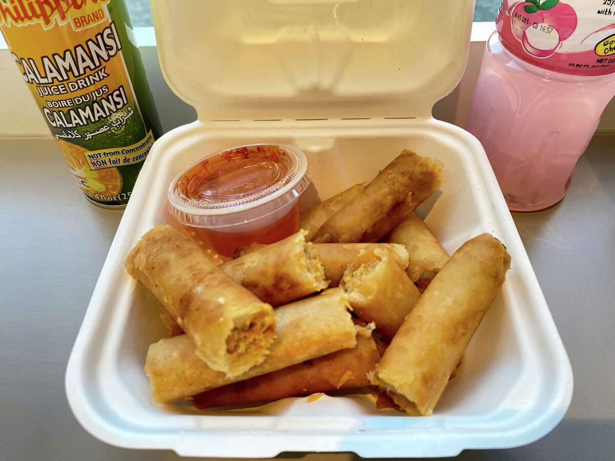 Chee-bog restaurant in Cohoes: Minimal space, maximum taste