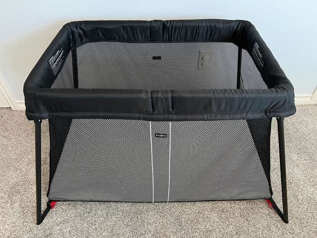 BabyBjorn Travel Crib Review: A win-win for you and your baby
